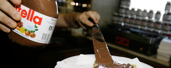 World's Biggest Nutella Factory Blocked by French Workers | Food ...