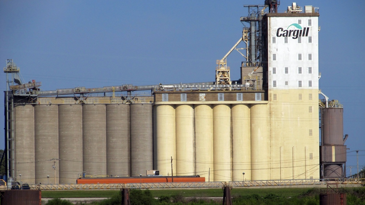 Cargill Aims to Cut Carbon Emissions 30% by 2030 | Food Manufacturing